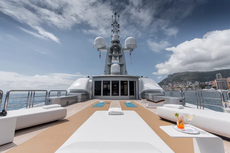 FIREBIRD yacht for charter (Feadship, 69.5m, 2007)